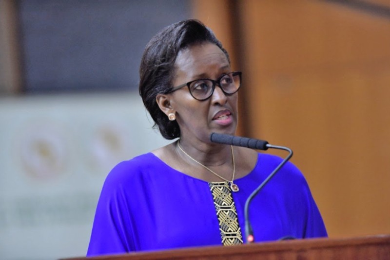 Jeannette Kagame yagaragarije amahanga ubutwari bw’Abanyarwandakazi ...